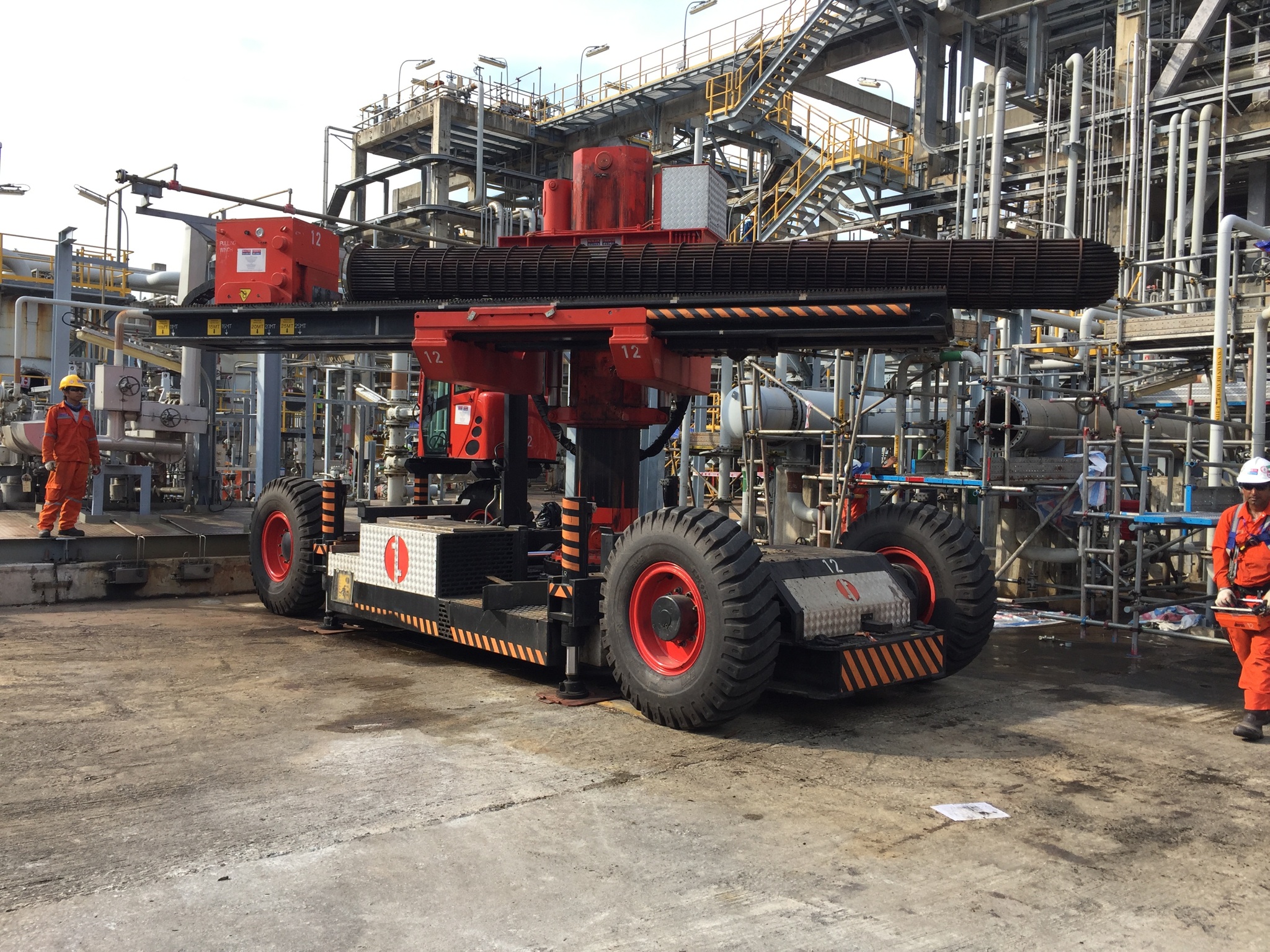 Self Propelled bundle extractor - Radiant